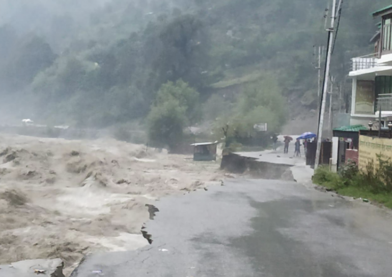 Incessant Rains Wash Down A Destructive Trail In Kullu - Manali Valley ...