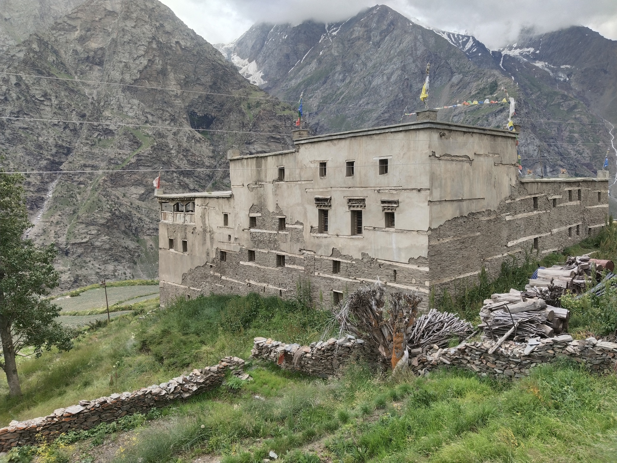 Mysterious Himachal - Grandeur of Khangsar Palace - Hill Post
